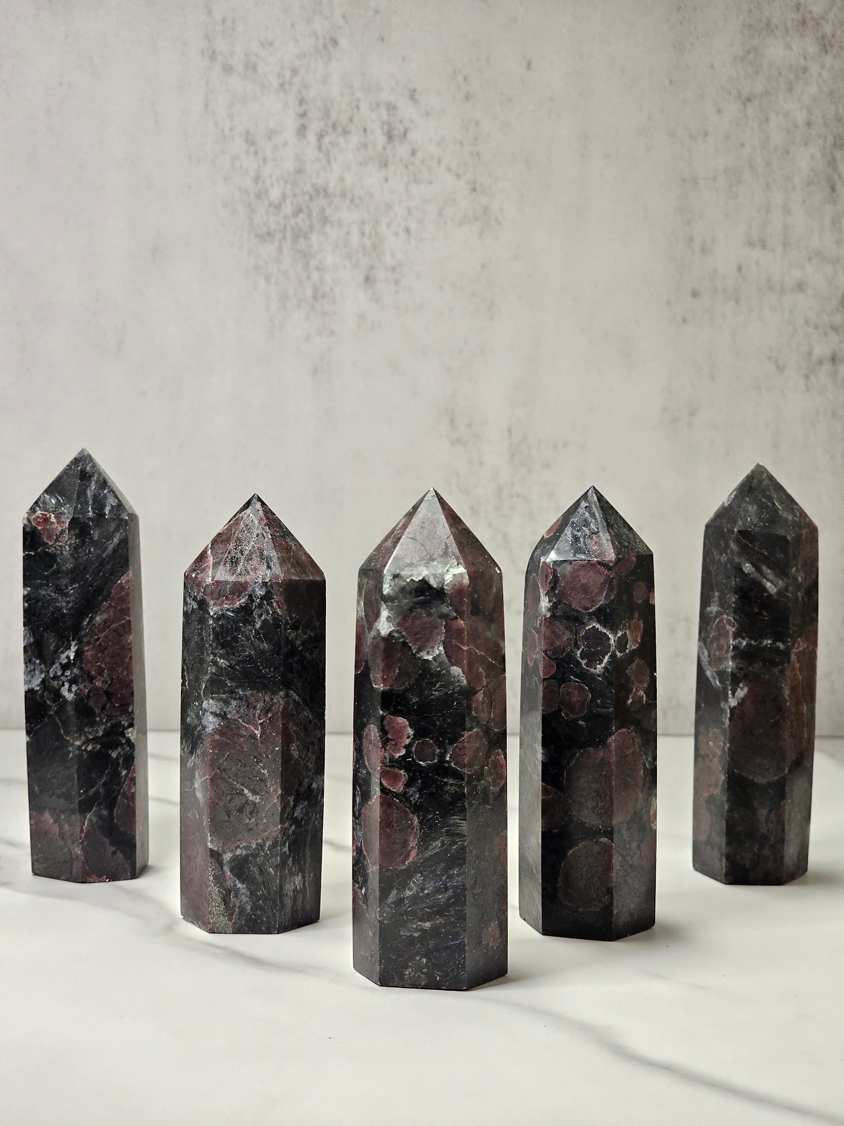 Garnet Tower – Quartz Botanicals