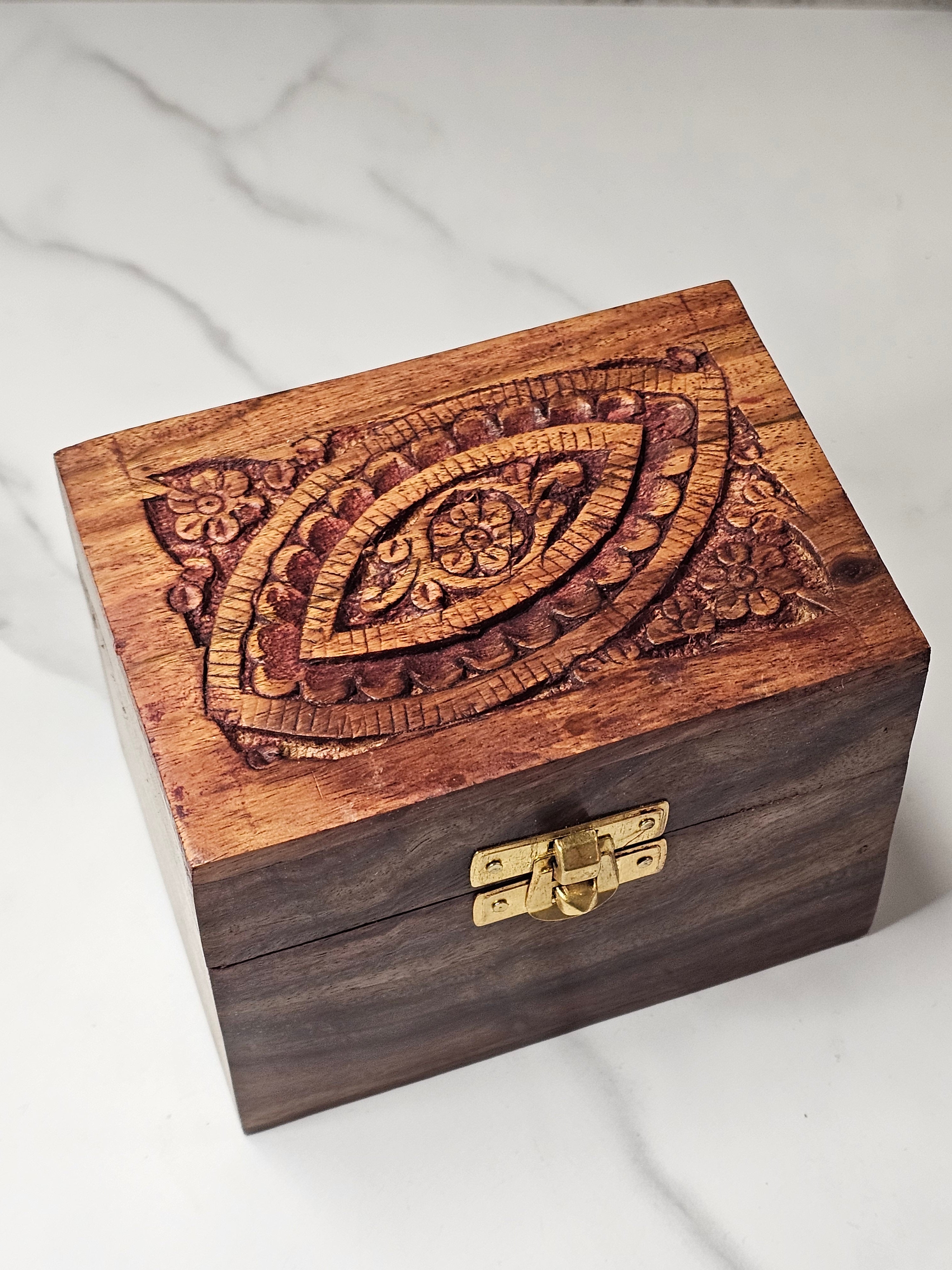 Wooden Carved Sectioned Box - Eye and Floral Design – Quartz Botanicals