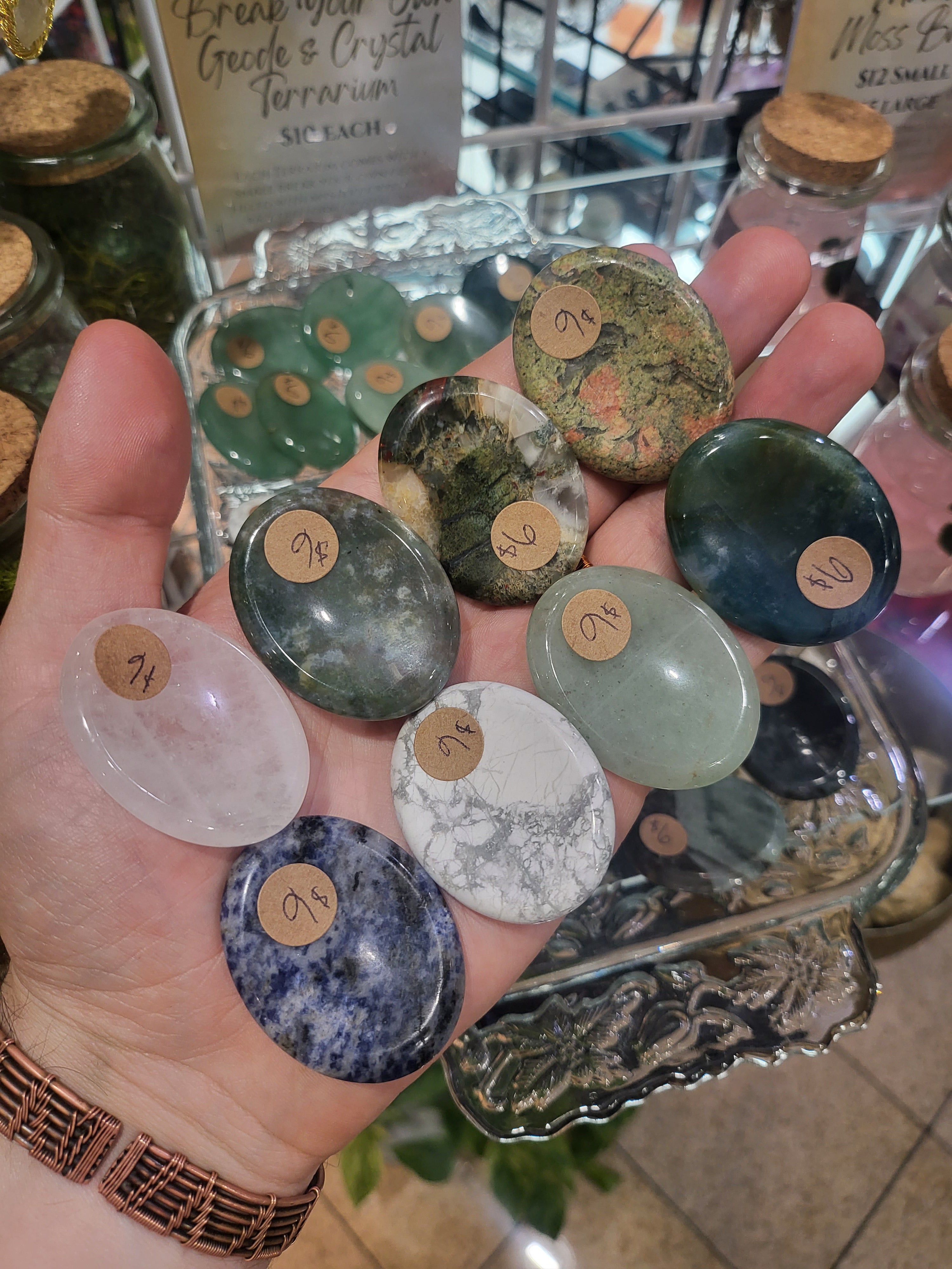 Worry Stone – Quartz Botanicals